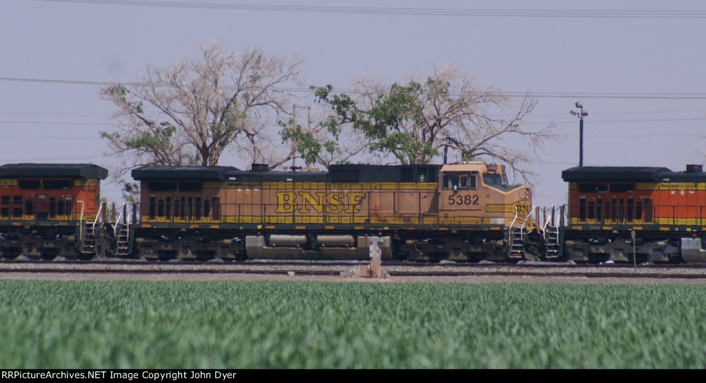 BNSF 5382